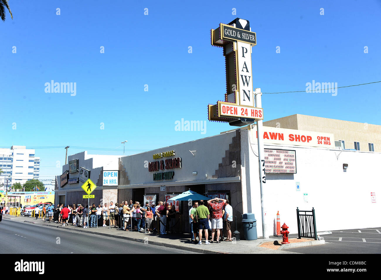 Gold & silver pawn shop las vegas hi-res stock photography and images ...