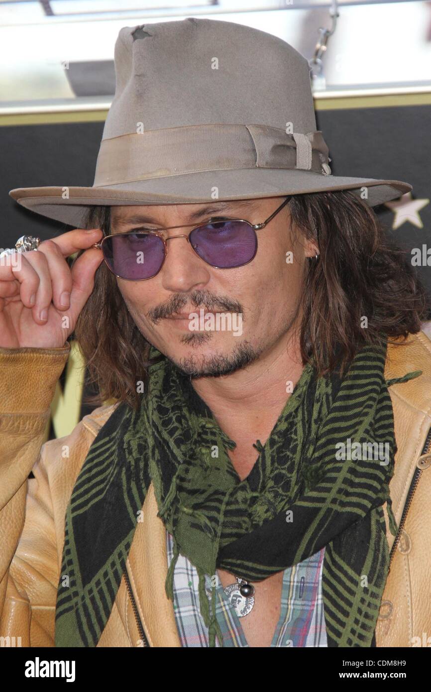 Johnny depp star ceremony hi-res stock photography and images - Alamy
