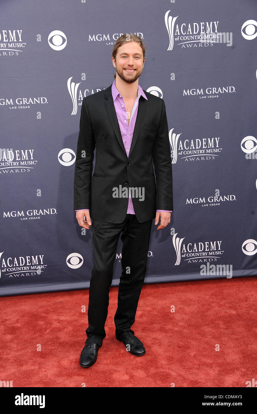 Apr. 3, 2011 - Las Vegas, Nevada; USA - Singer arrives on the red ...