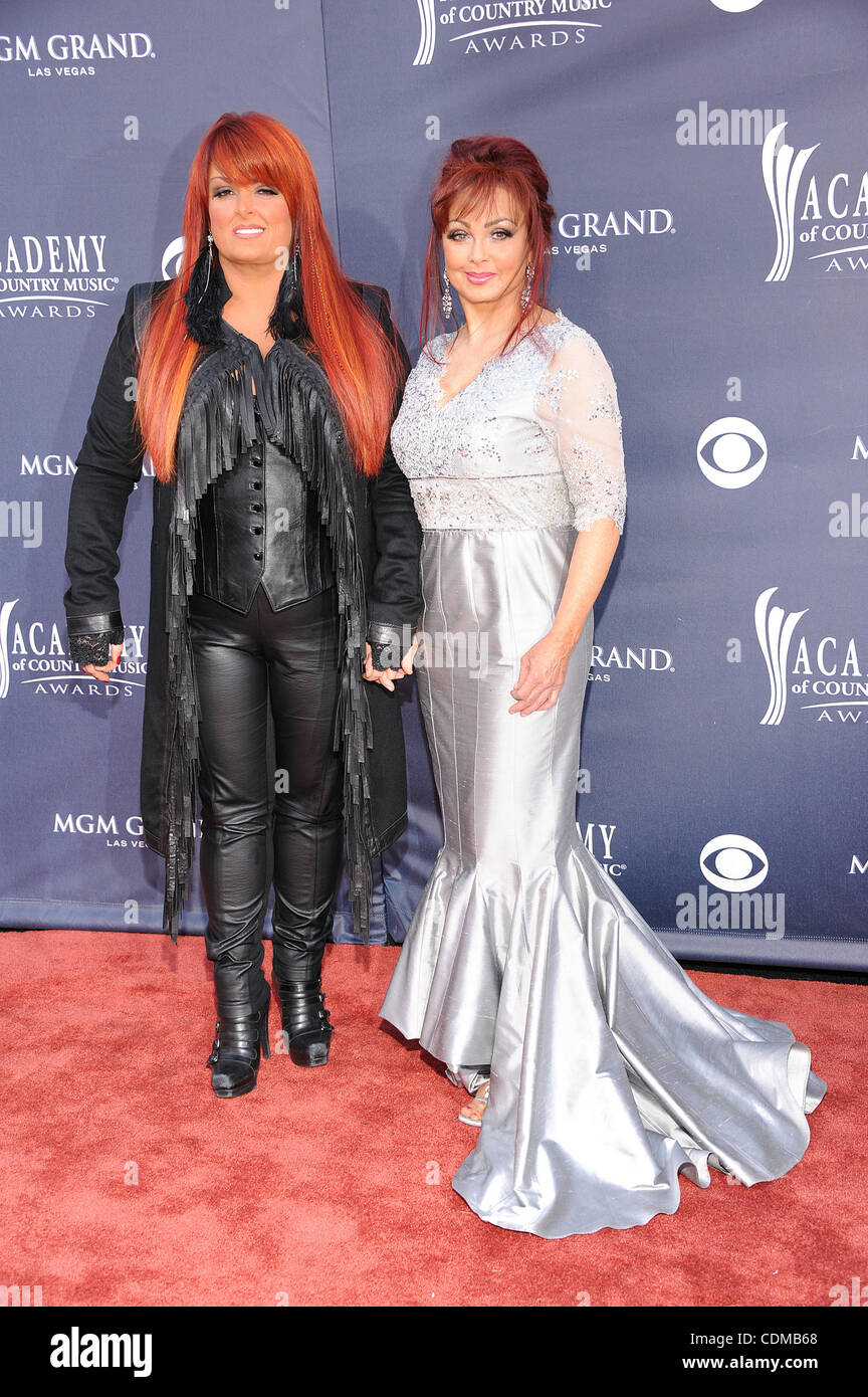 Apr. 3, 2011 - Las Vegas, Nevada; USA - Singer WYNONNA JUDD and NAOMI ...