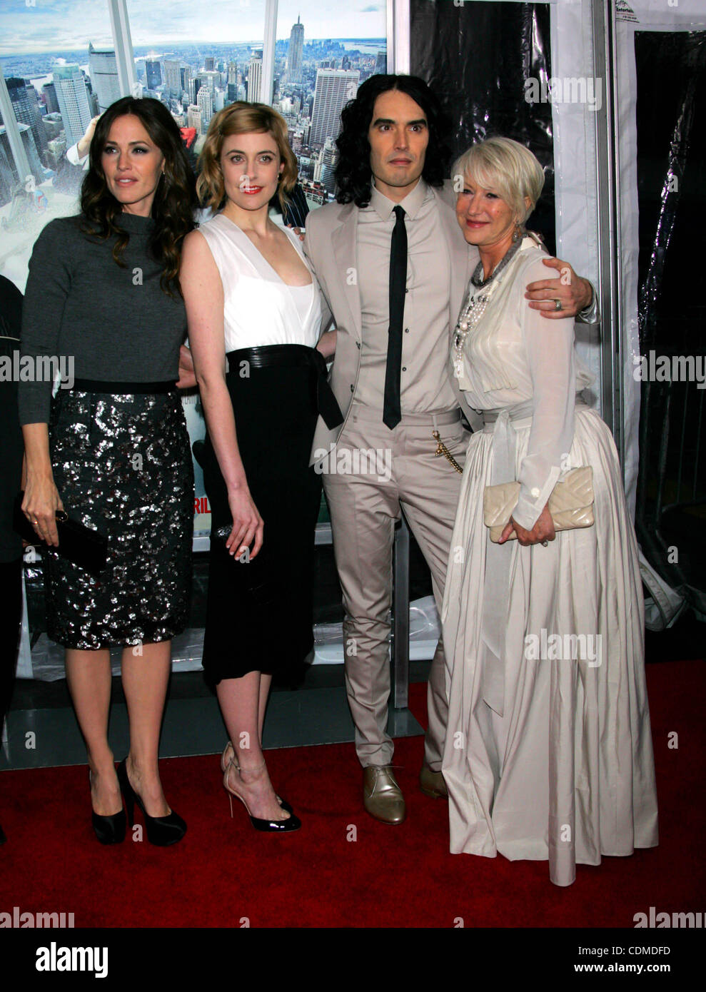 Jennifer Garner And Russell Brand High Resolution Stock Photography and ...
