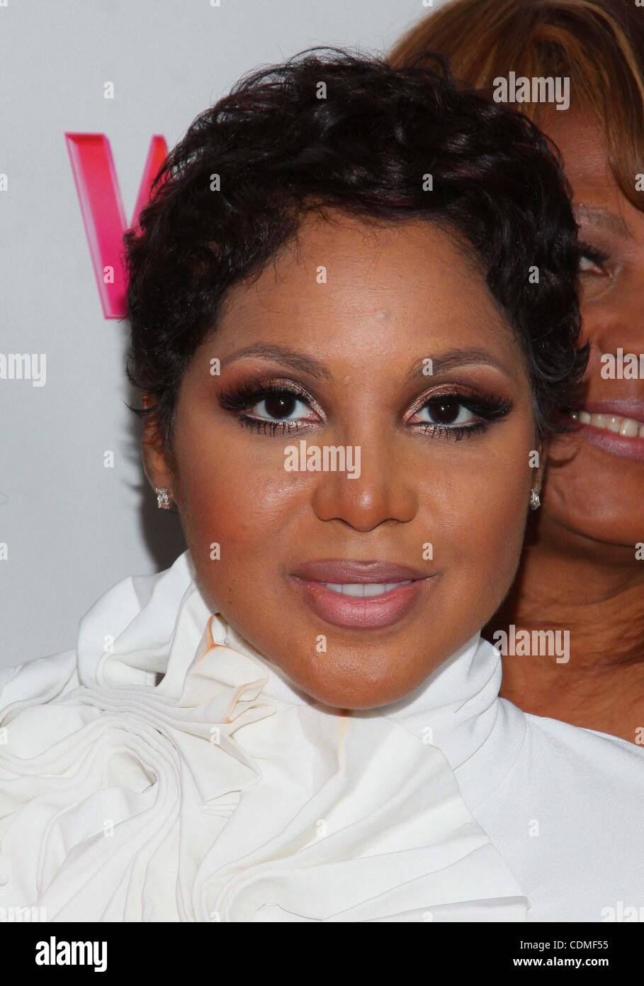 Toni Braxton Surgery 2011