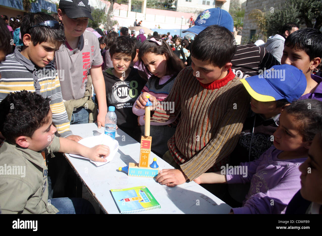 Palestinian children take part in playing festival ( All Together with ...
