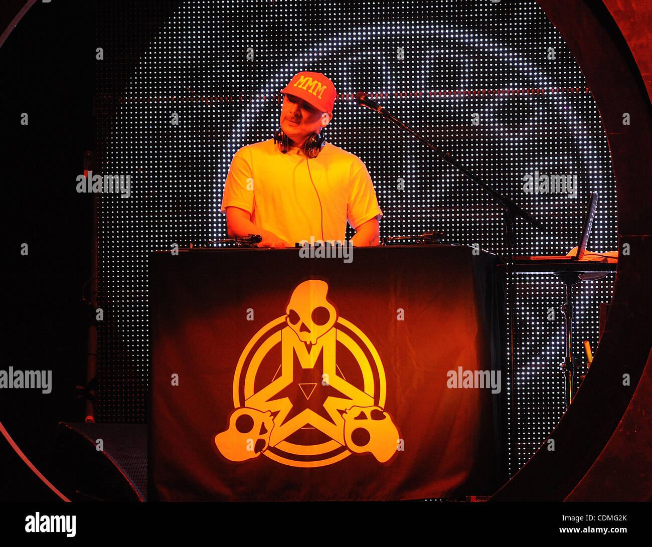 Apr. 8, 2011 - Greensboro, North Carolina; USA - DJ MIX MASTER MIKE of ...