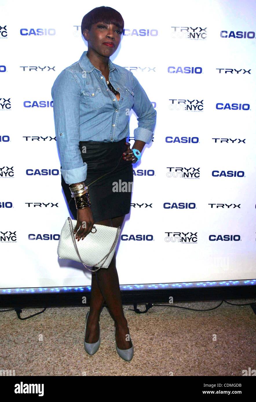 Apr. 7, 2011 - New York, New York, U.S. - ESTELLE attends Launch for ...