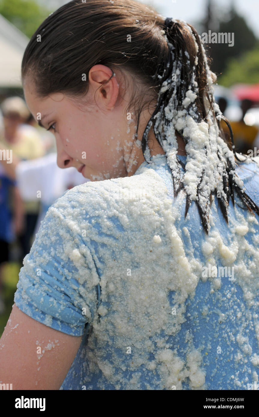 Apr. 9, 2011 - Warwick, GEORGIA, U.S. - Cheyenne McComas, 13, stands ...
