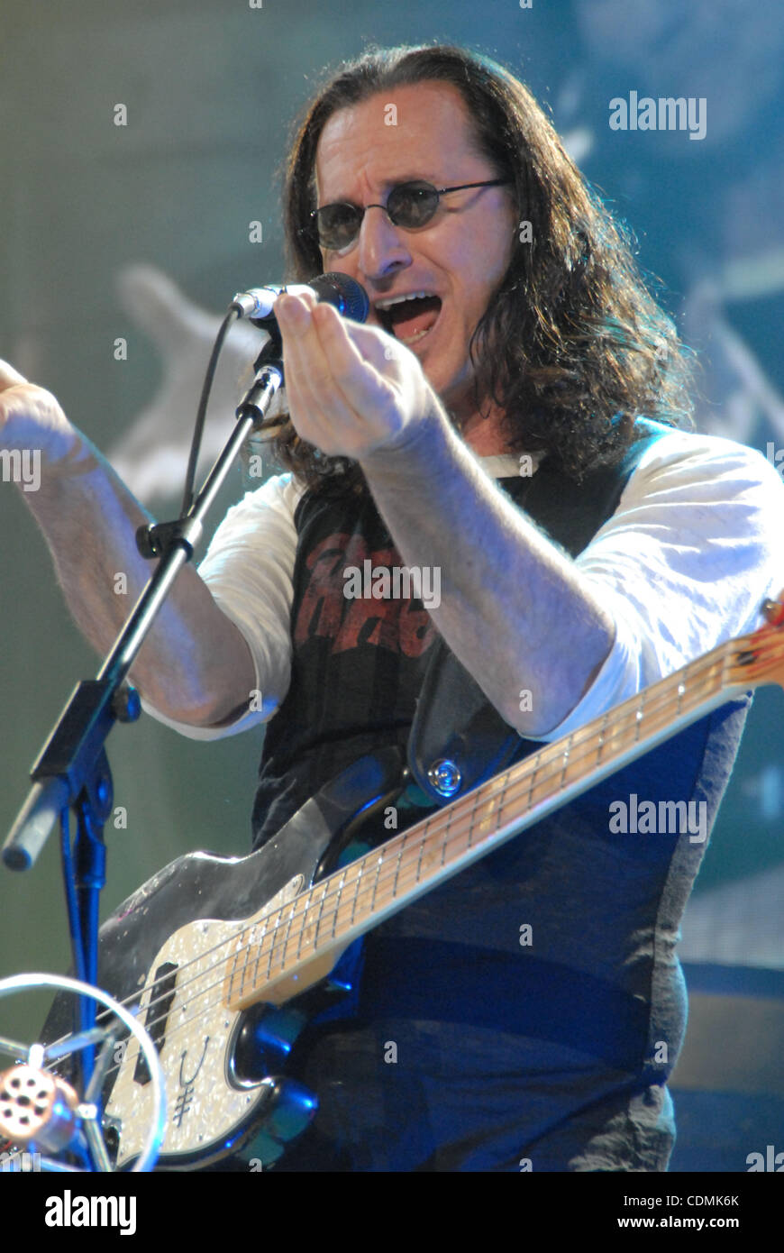 Apr10,2011-New York, New York,USA GEDDY LEE and RUSH performing live in ...