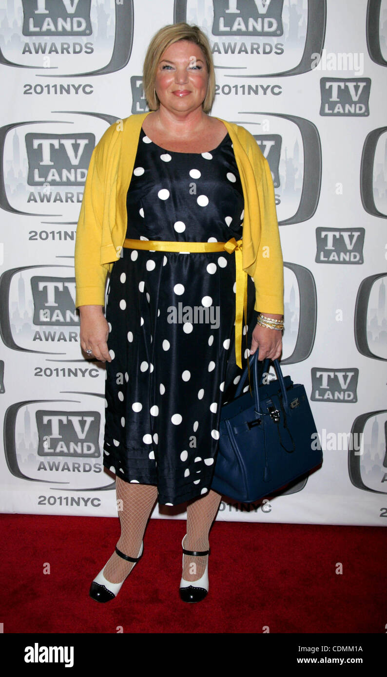 Mindy cohn hi-res stock photography and images - Alamy