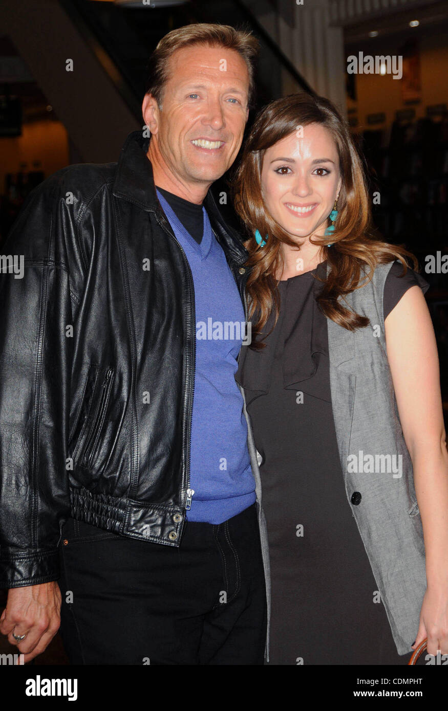 Apr. 12, 2011 - Los Angeles, California, U.S. - Walt Willey, Christine ...