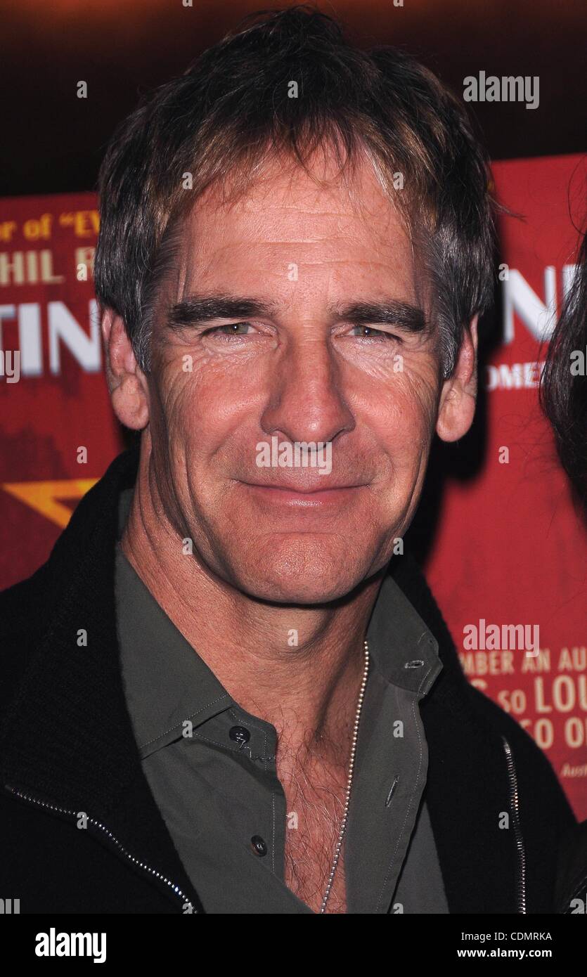 Scott bakula at hi-res stock photography and images - Alamy