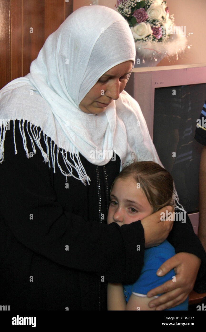 Stabbing mother hi-res stock photography and images - Alamy