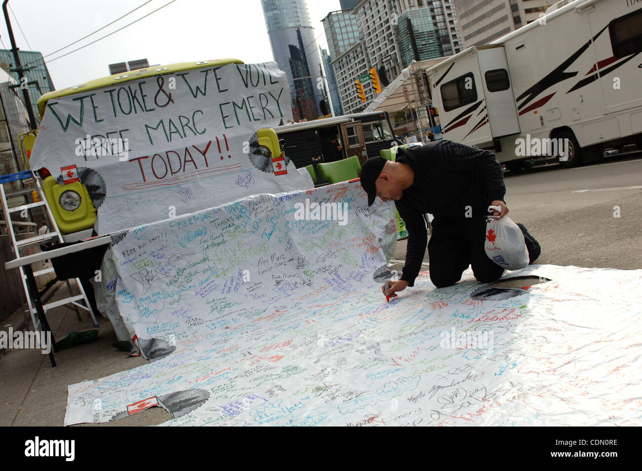 Apr 20, 2011 - Vancouver, British Columbia, Canada - Pro-Marijuana ...