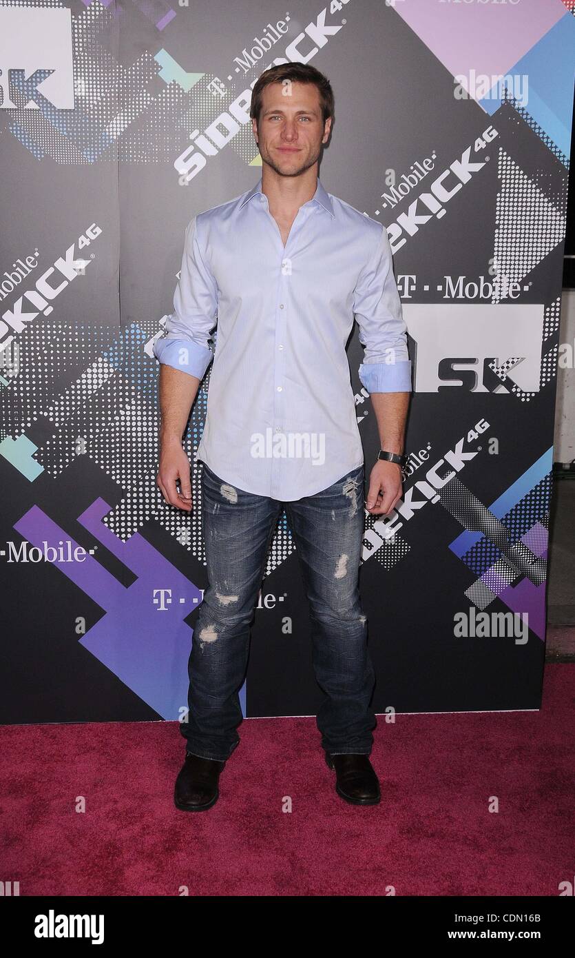 Jake Pavelka Bulge