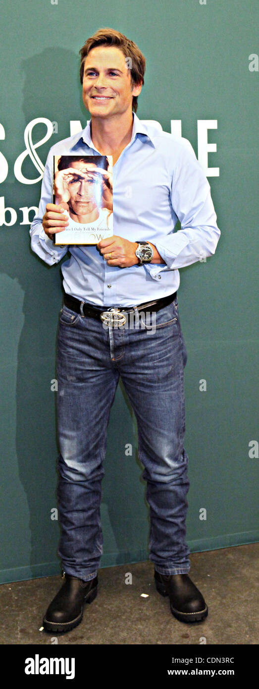 Apr 29, 2011 - Los Angeles , California, USA - ROB LOWE attends the ...