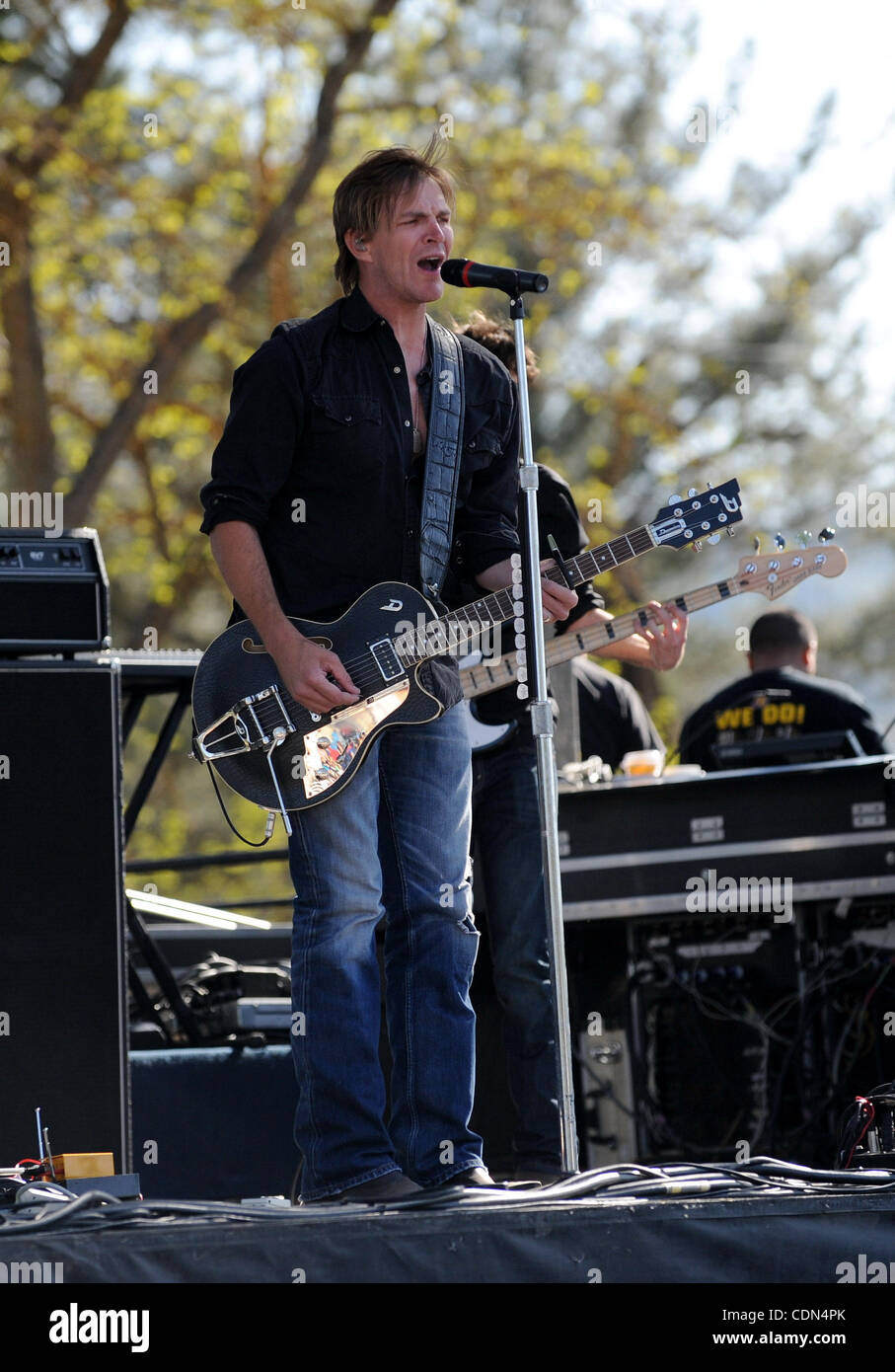 Jack Ingram performs a live concert to the audience during the 2011 ...