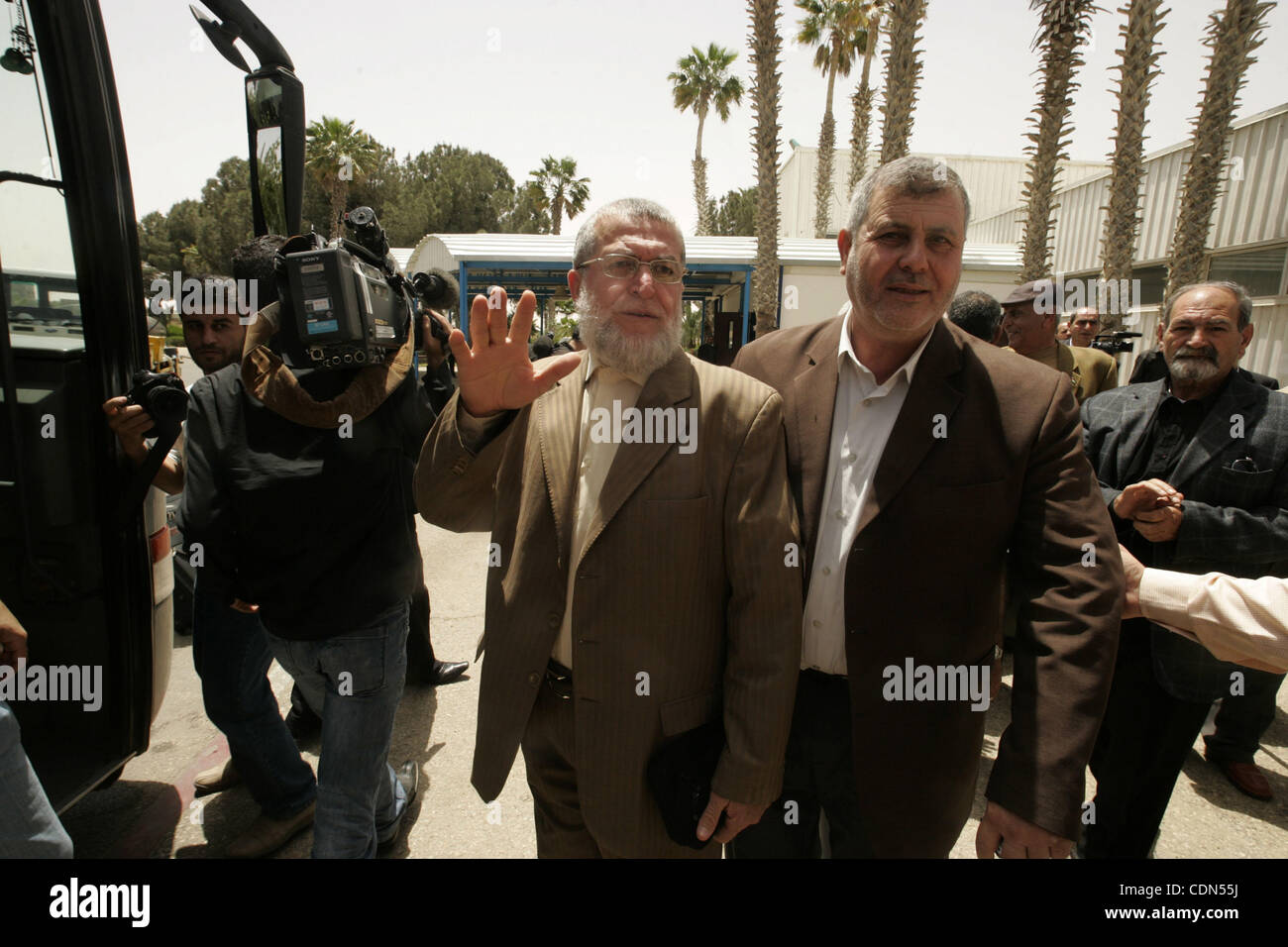 Palestinian Islamic Jihad members Khalid al-Batch and Nafiz Azzam speak ...