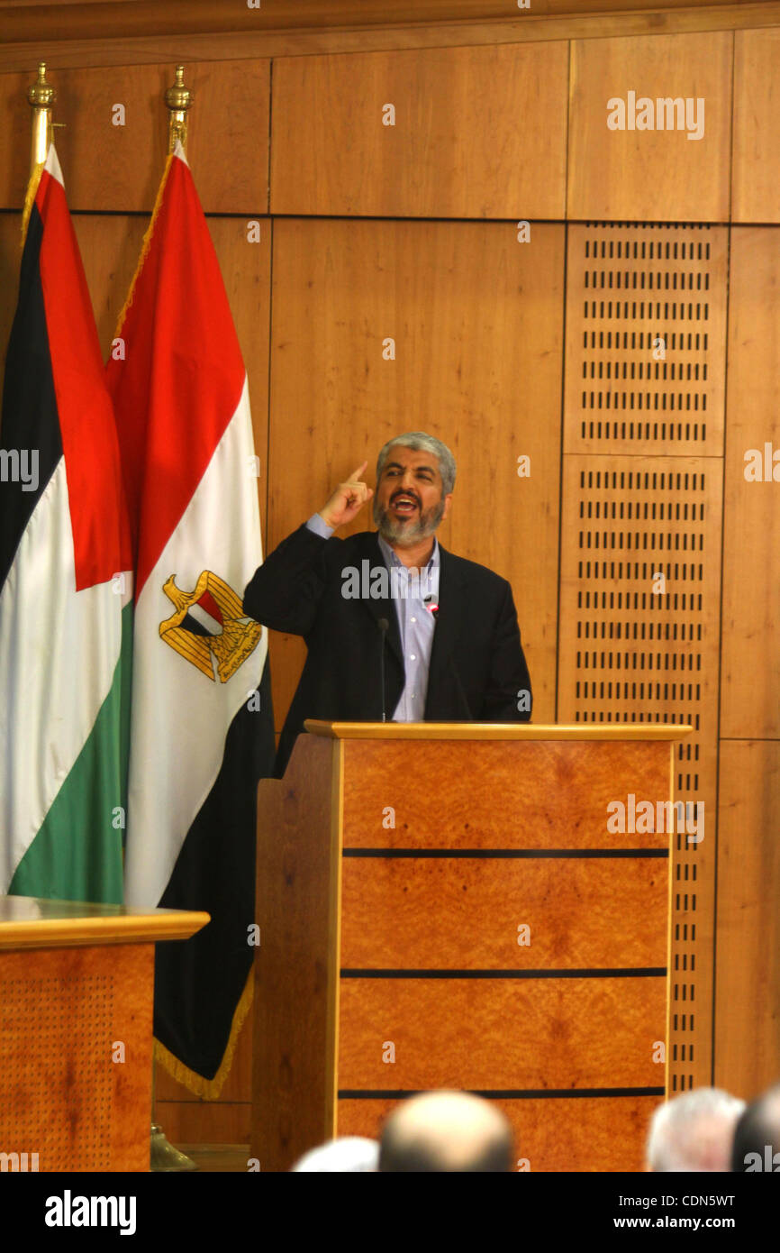 Senior Hamas leader Khaled Mashaal delivers speech during the signing ...