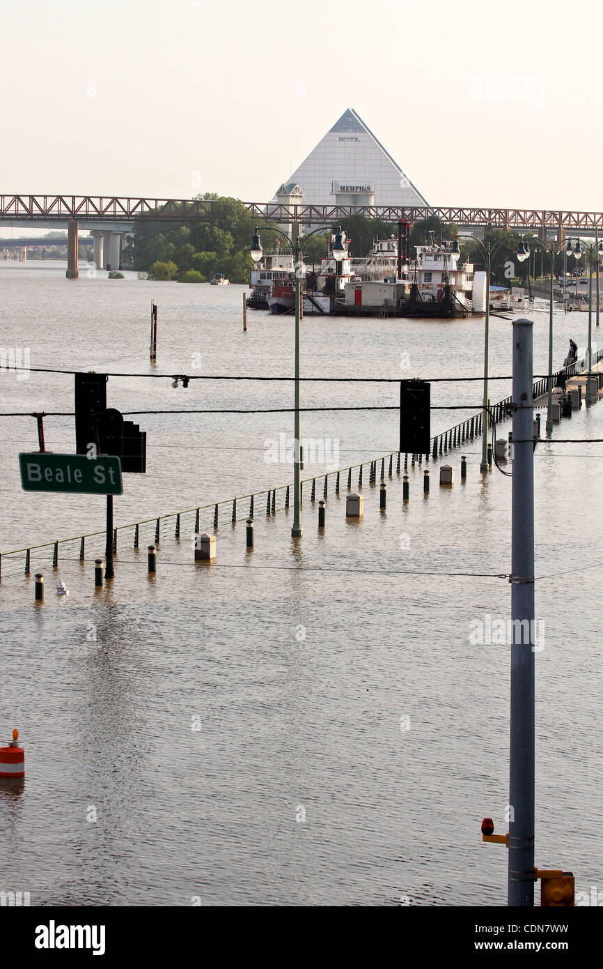 Memphis flooding hi-res stock photography and images - Alamy