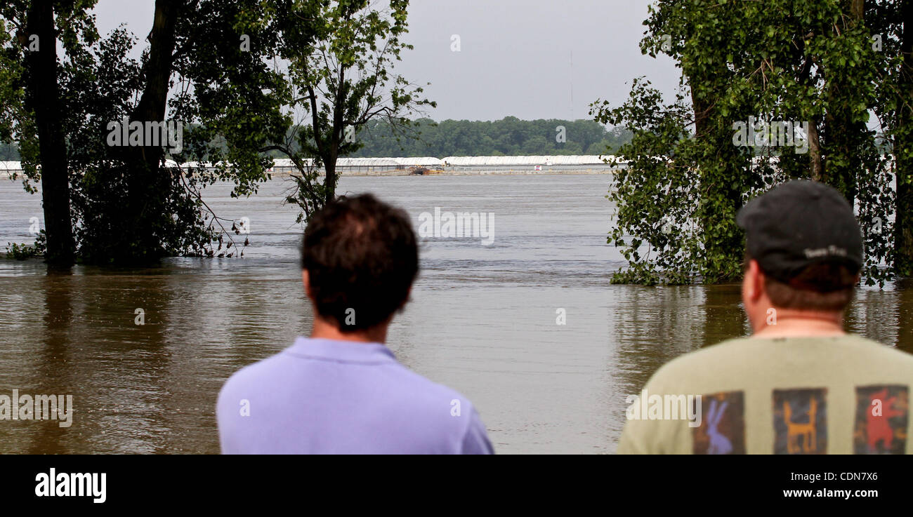 Memphis Barge High Resolution Stock Photography and Images - Alamy