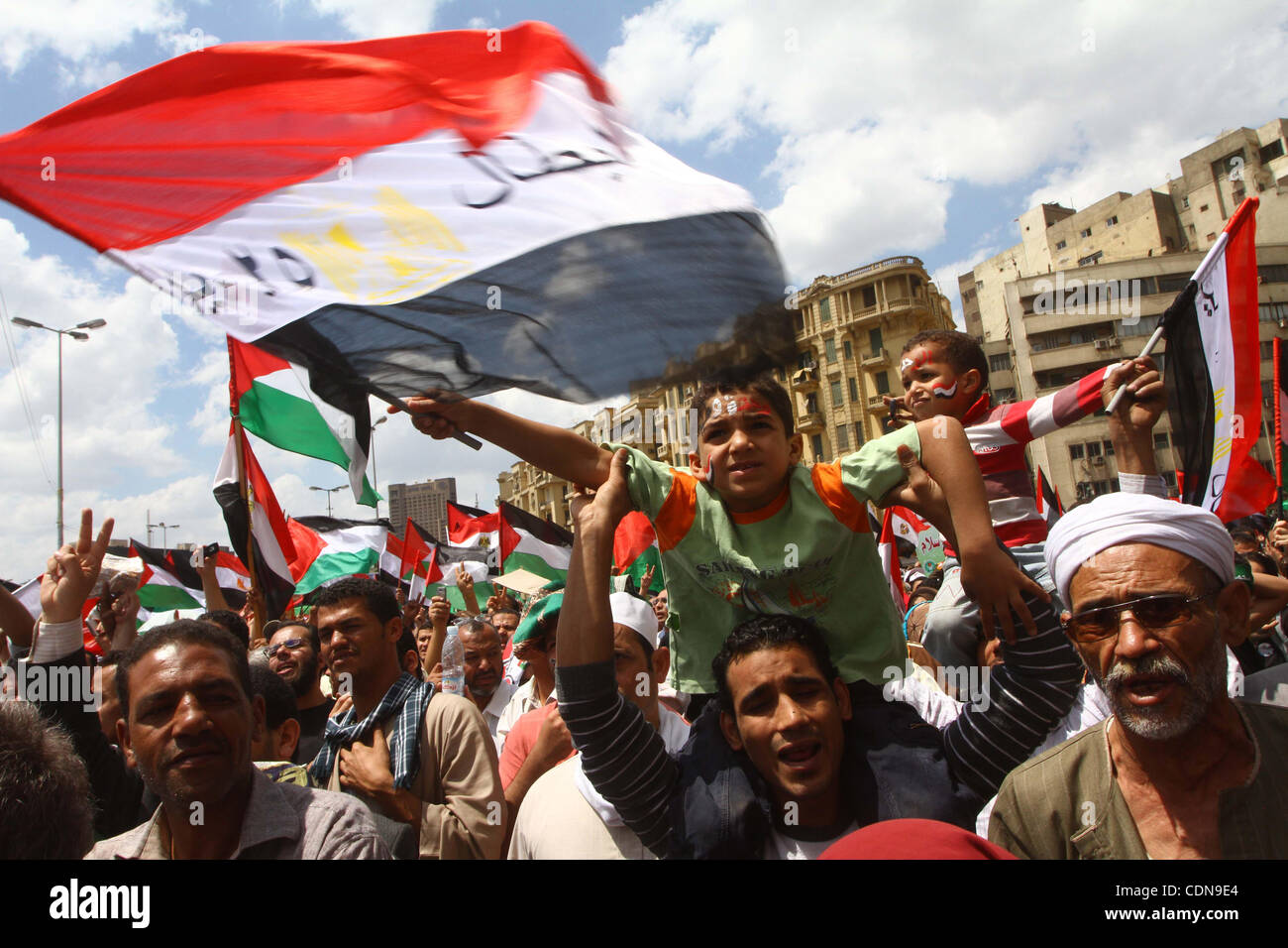 Tahrir square protest 2011 hi-res stock photography and images - Alamy