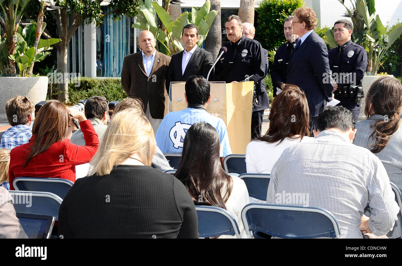 Charlie Beck Stock Photos & Charlie Beck Stock Images - Alamy