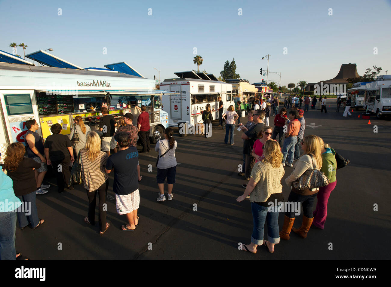 Food-truck roundups in Fullerton, California Stock Photo - Alamy