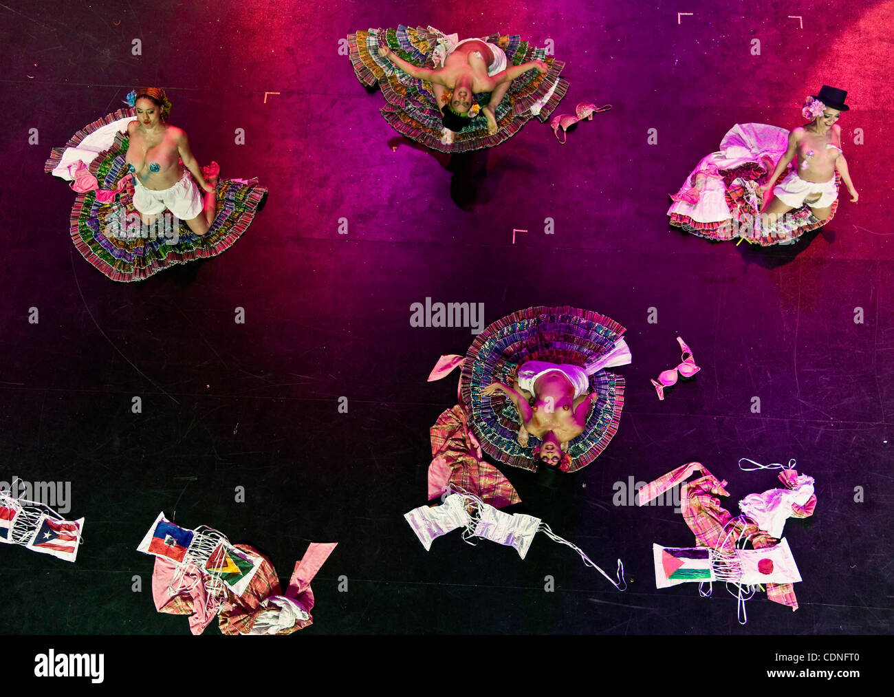 Burlesque hall las vegas hi-res stock photography and images - Alamy