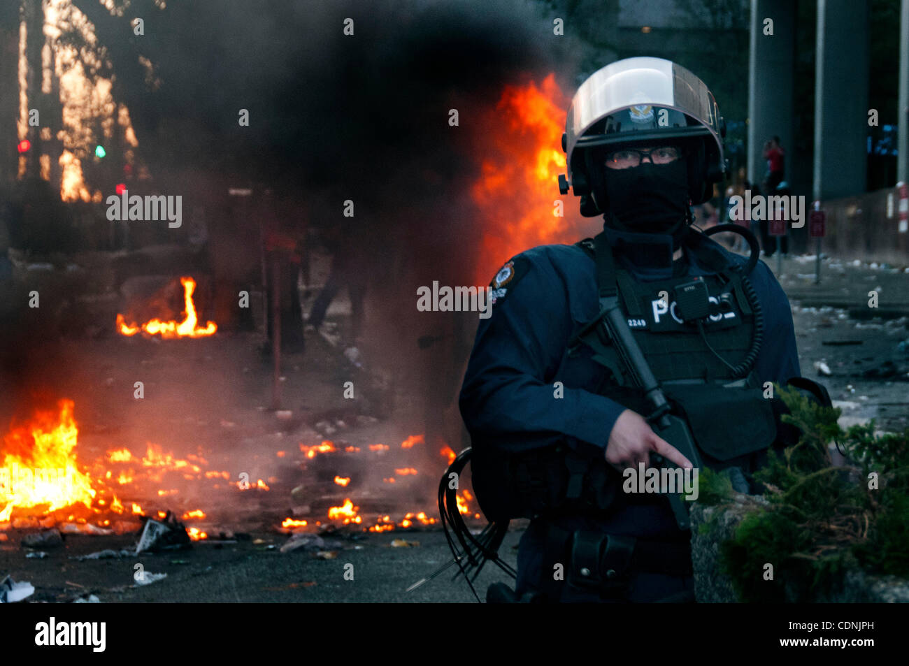 June 15, 2011 - Vancouver, British Columbia, Canada - Vancouver riot ...