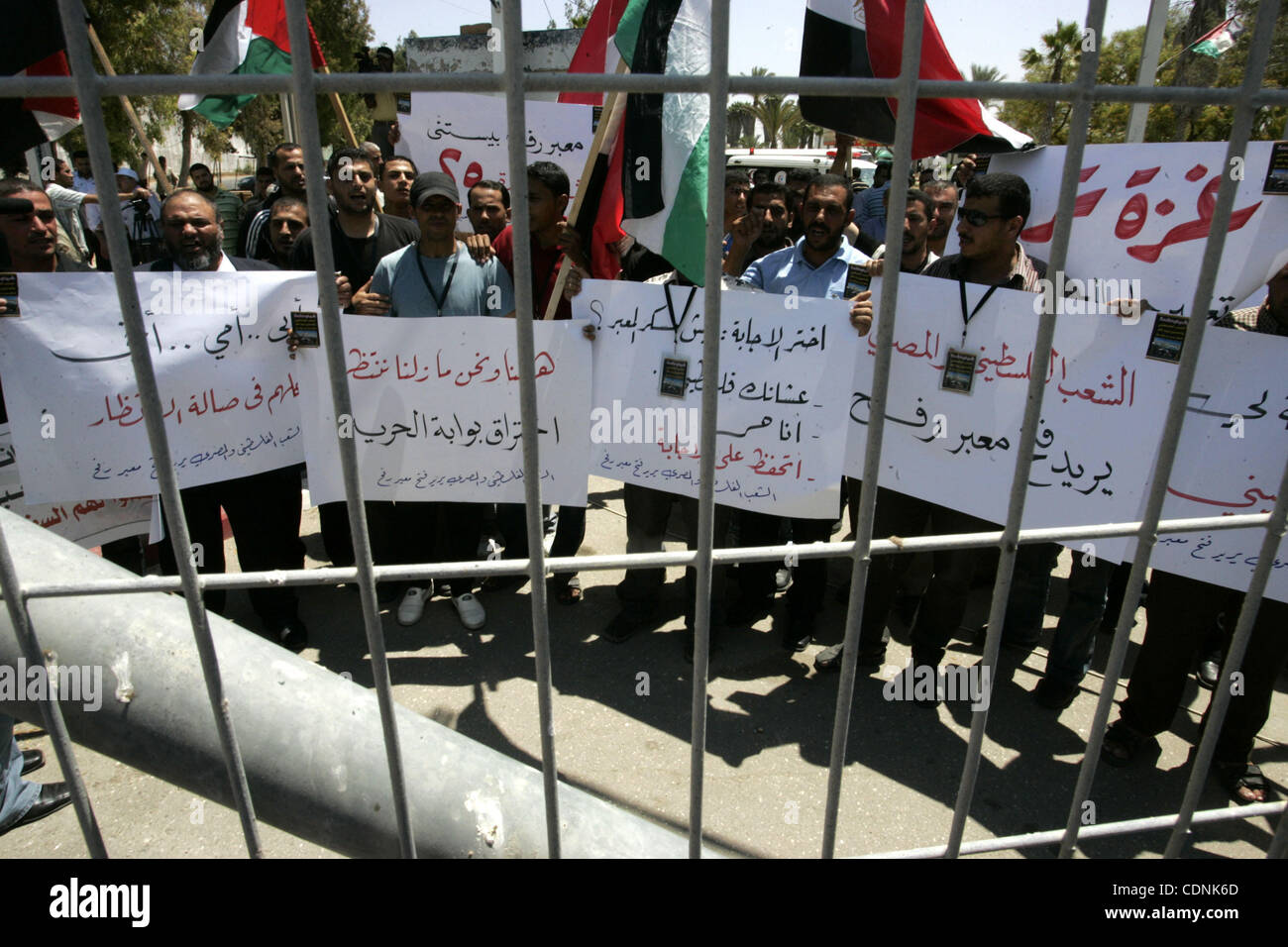 Jun 16, 2011 - Rafah, Palestine, Gaza Strip - Palestinians hold their ...