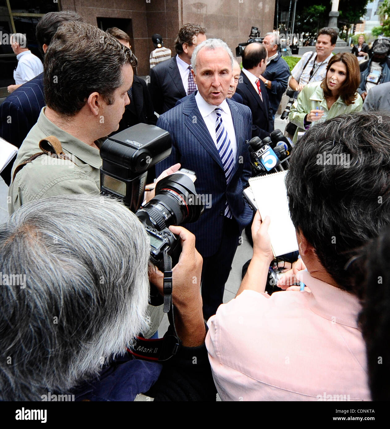 Frank mccourt and jamie mccourt hi-res stock photography and images - Alamy