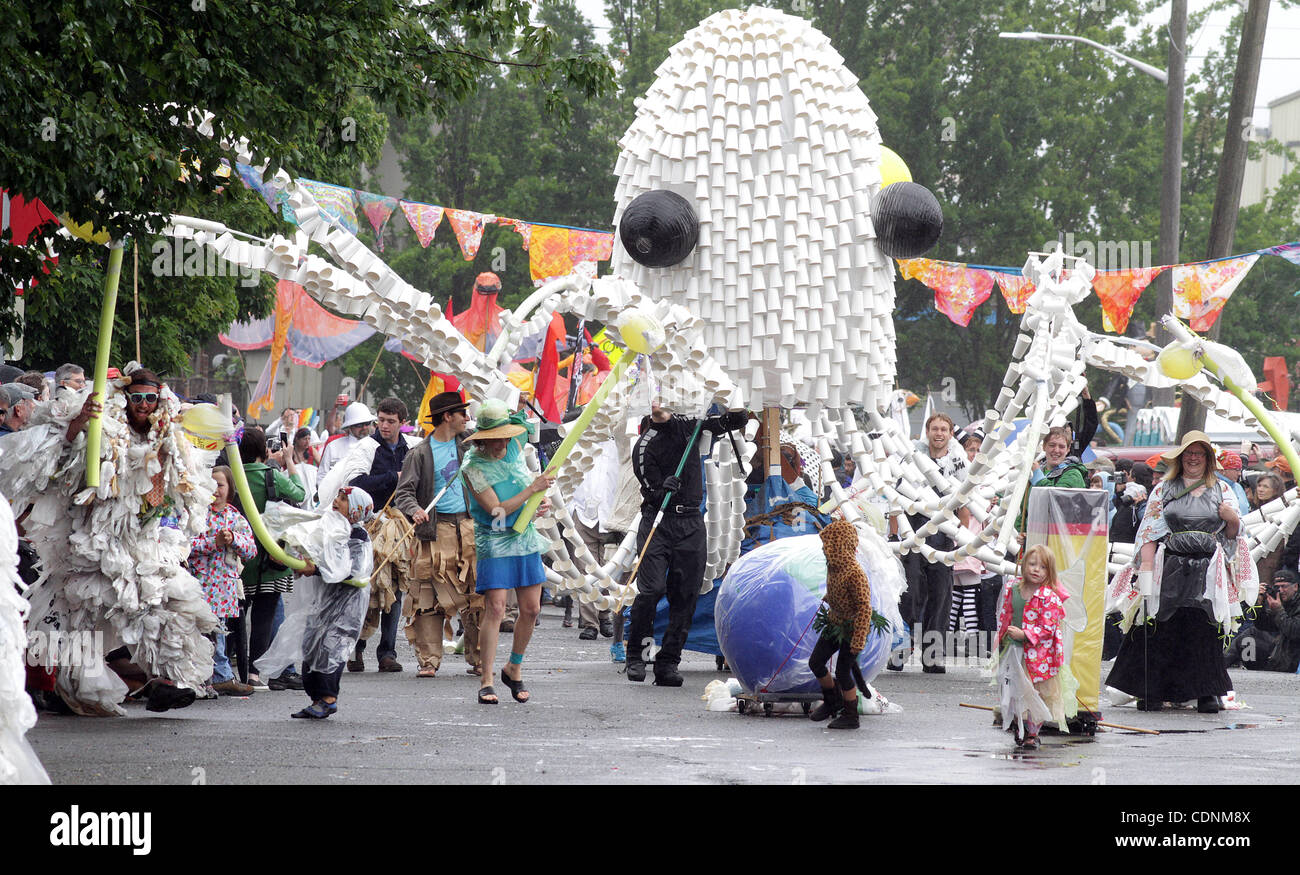 Fremont solstice parade hi-res stock photography and images - Alamy