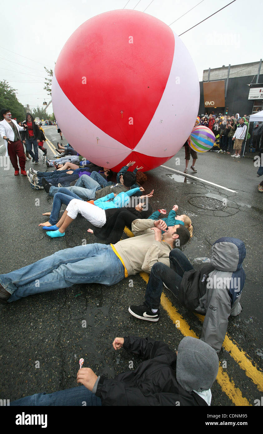 Summer solstice parade fremont seattle hi-res stock photography and ...