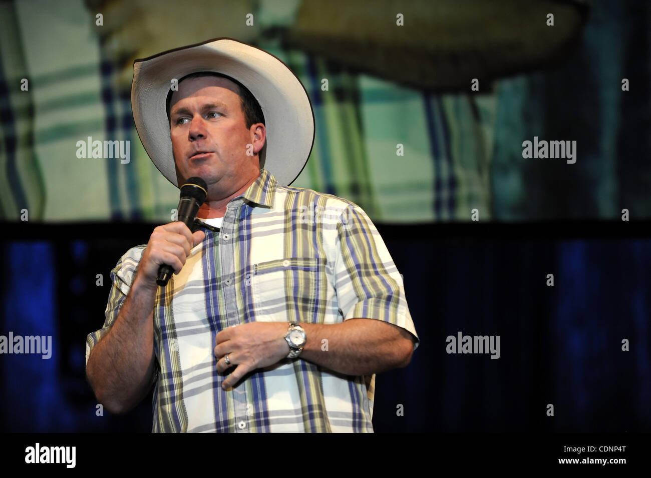 Rodney Carrington performed a live stand up comedy act in the Somala ...