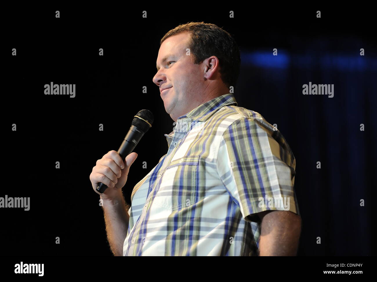 Rodney Carrington performed a live stand up comedy act in the Somala ...