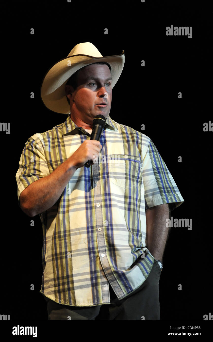 Rodney Carrington performed a live stand up comedy act in the Somala ...