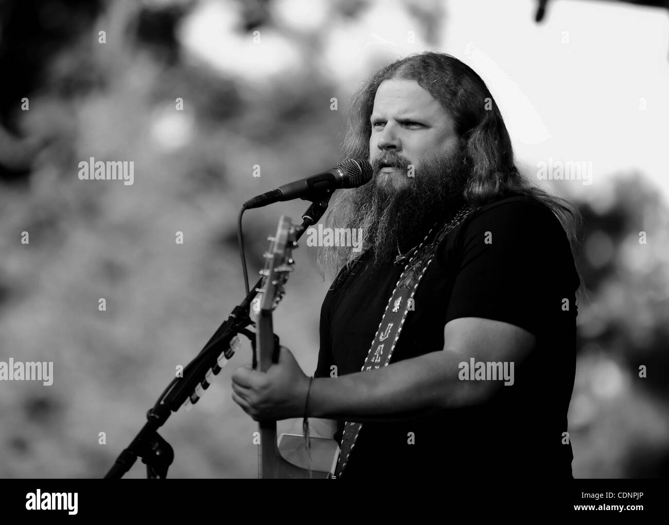 Country music recording artist Jamey Johnson played a live concert ...