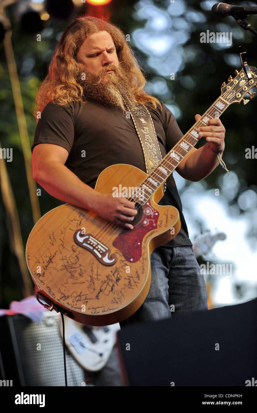 Country music recording artist Jamey Johnson played a live concert ...