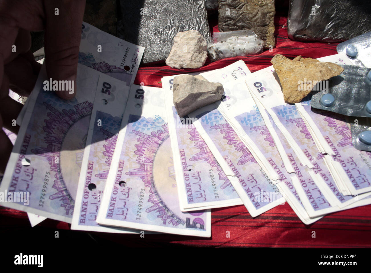 Illegal drugs display hi-res stock photography and images - Alamy