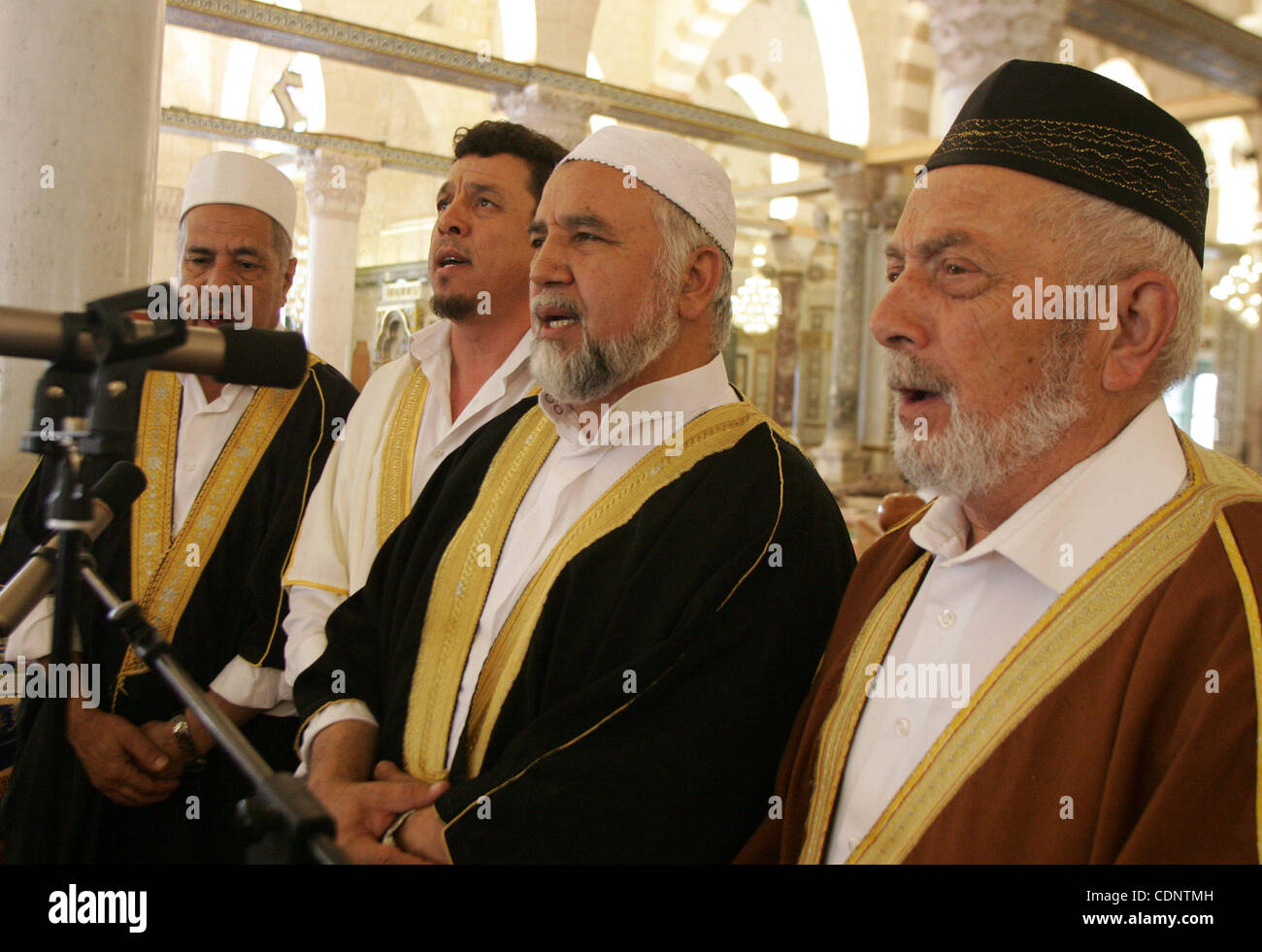 June 29, 2011 - Jerusalem, Jerusalem - Palestinian men perform nashed ...
