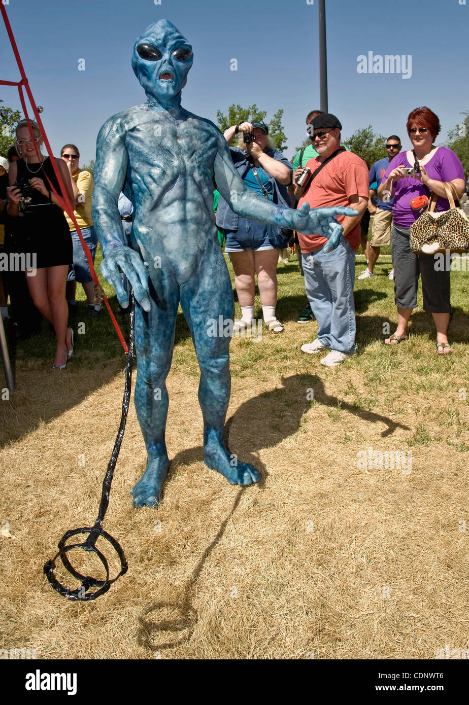 July 02, 2011 - Roswell, New Mexico, USA - The alien pet costume ...