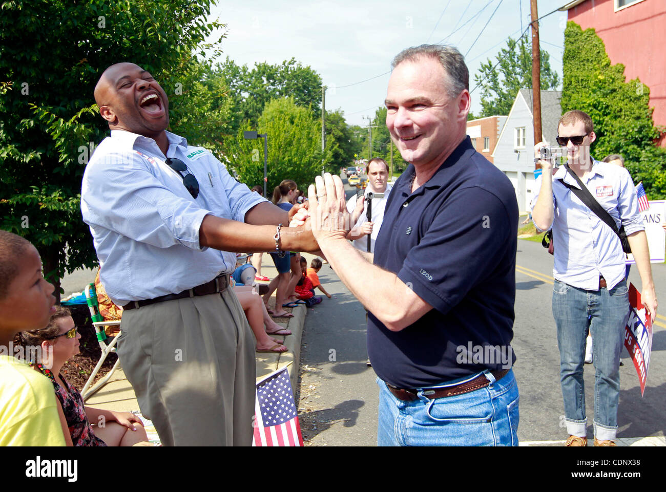 Governor tim kaine virginia hi-res stock photography and images - Alamy