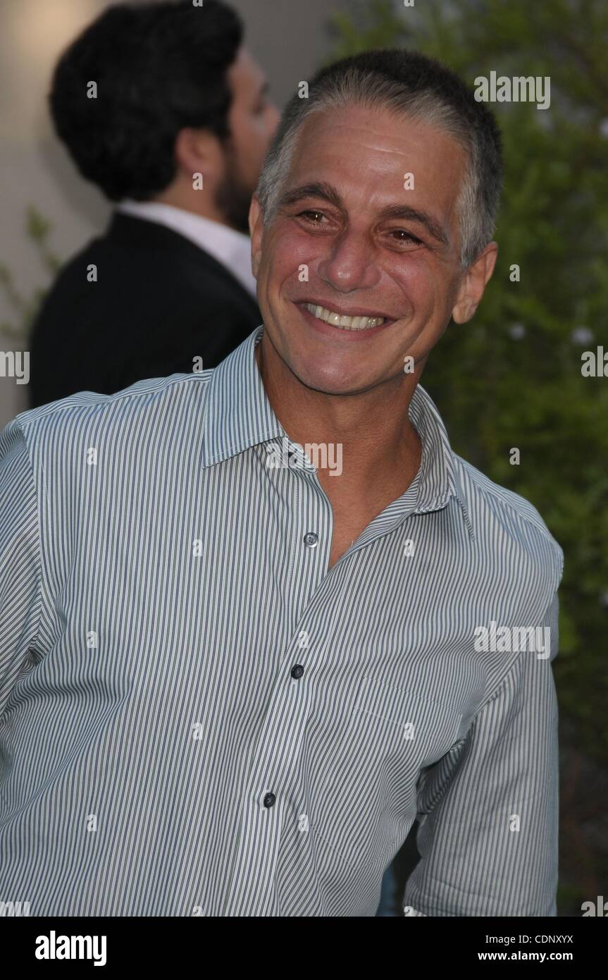 Tony danza jpg hi-res stock photography and images - Alamy