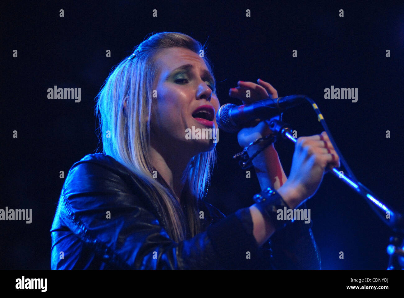 July 8, 2011 - Vancouver, British Columbia, Canada - MOLLY GULDEMOND of ...