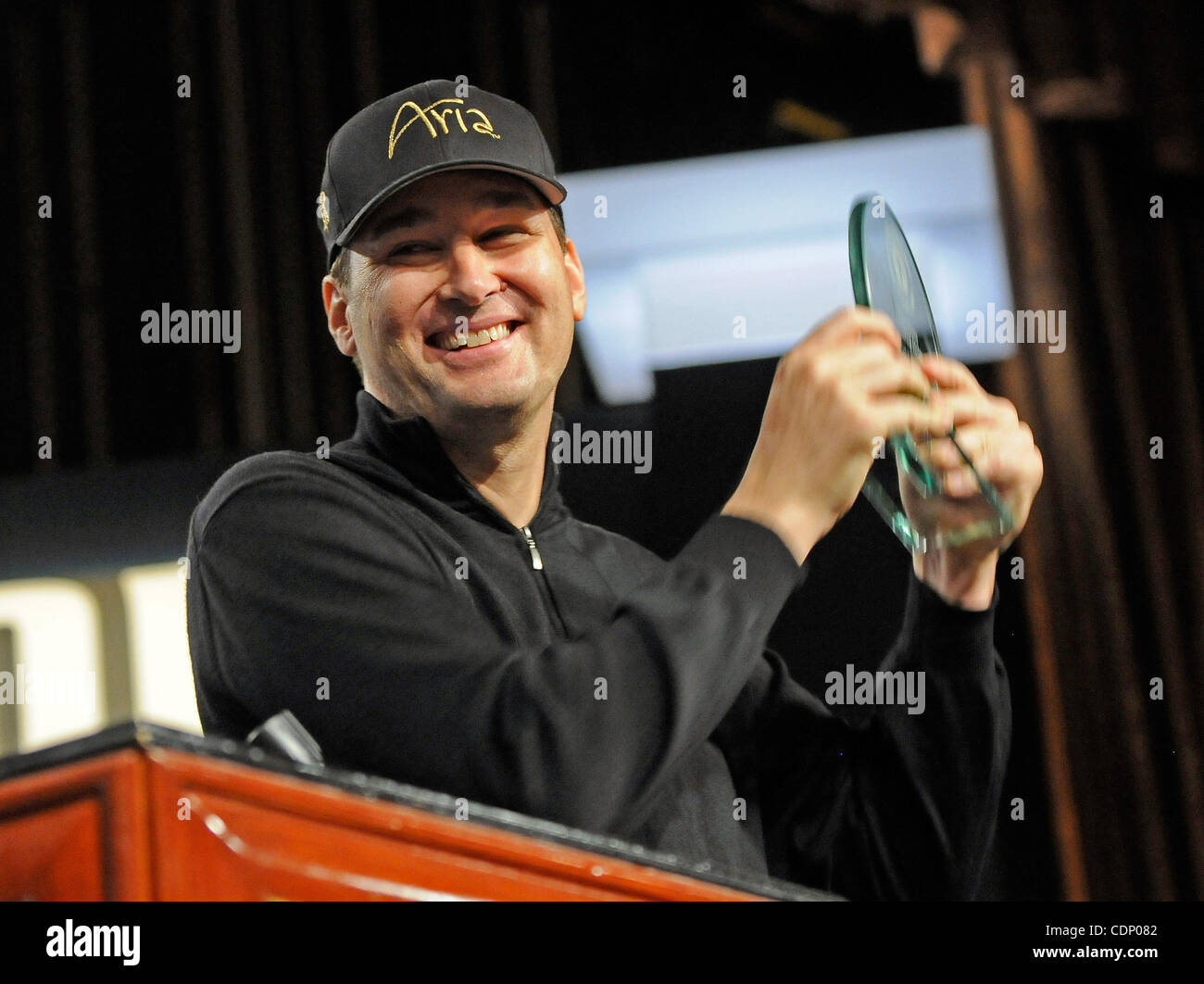 Phil hellmuth poker hi-res stock photography and images - Alamy