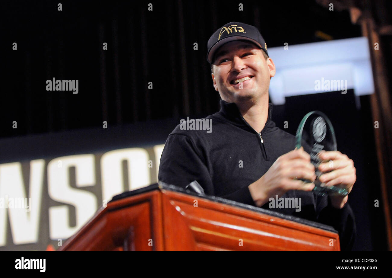 Phil hellmuth poker hi-res stock photography and images - Alamy