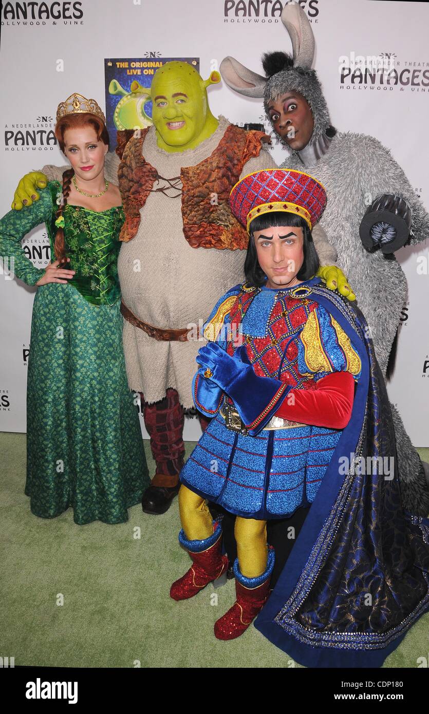 Donkey, Shrek, Princess Fiona, Lord Farquaad, 57% OFF