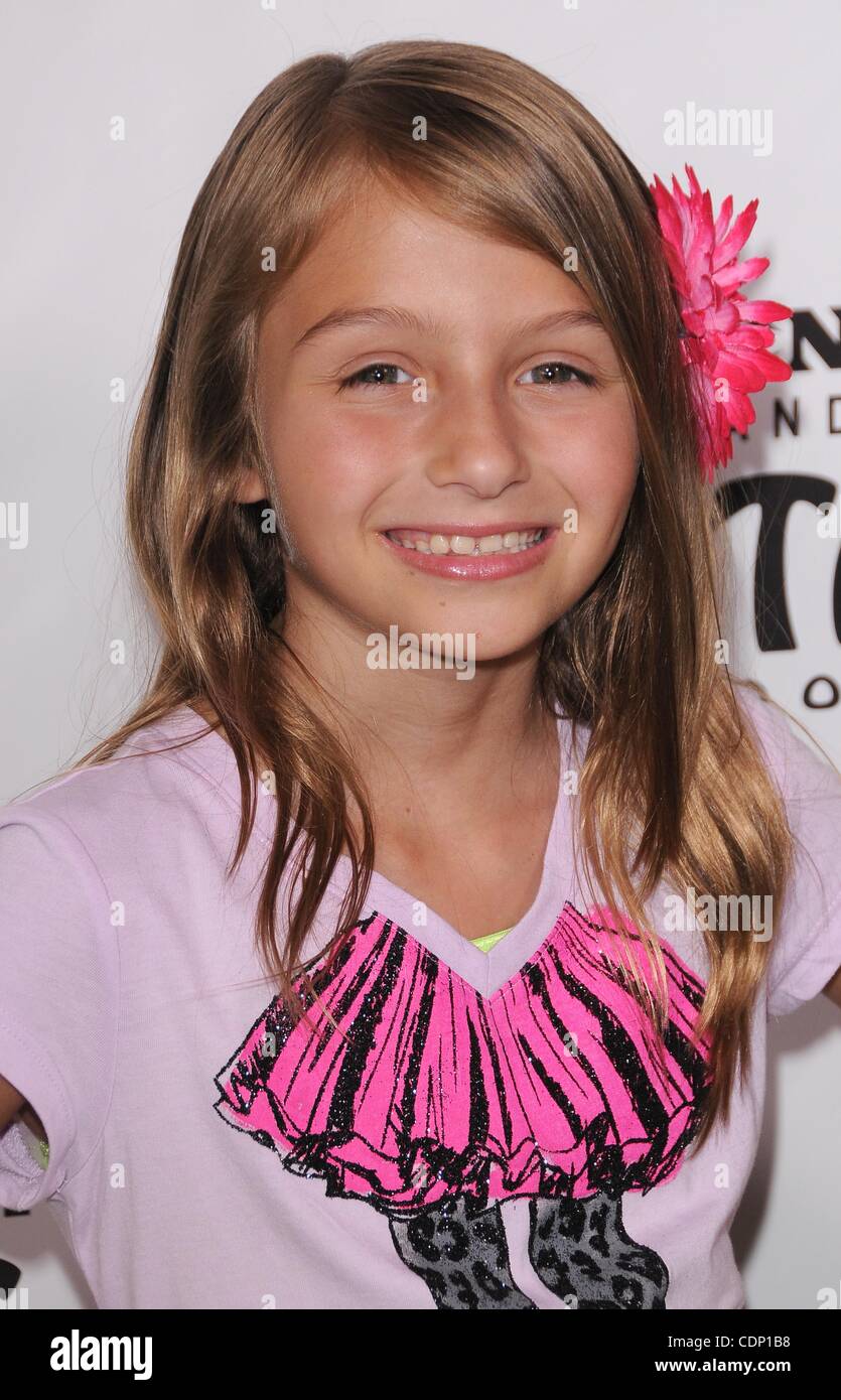 Sophia Reeves's Instagram, Twitter & Facebook on IDCrawl