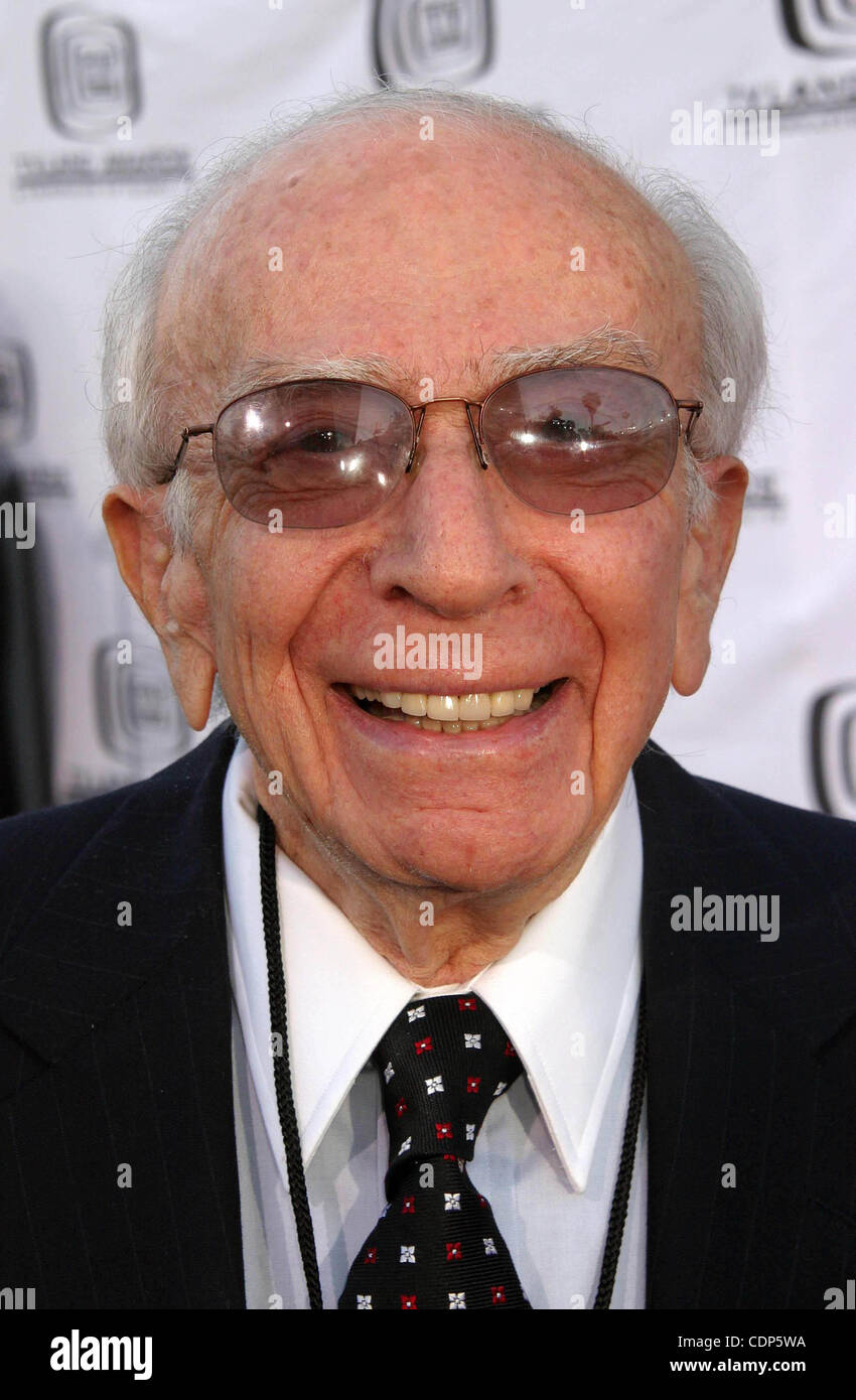 Mar. 7, 2004 - Hollywood, California, U.S. - K35926EG.TV LAND AWARDS: A ...