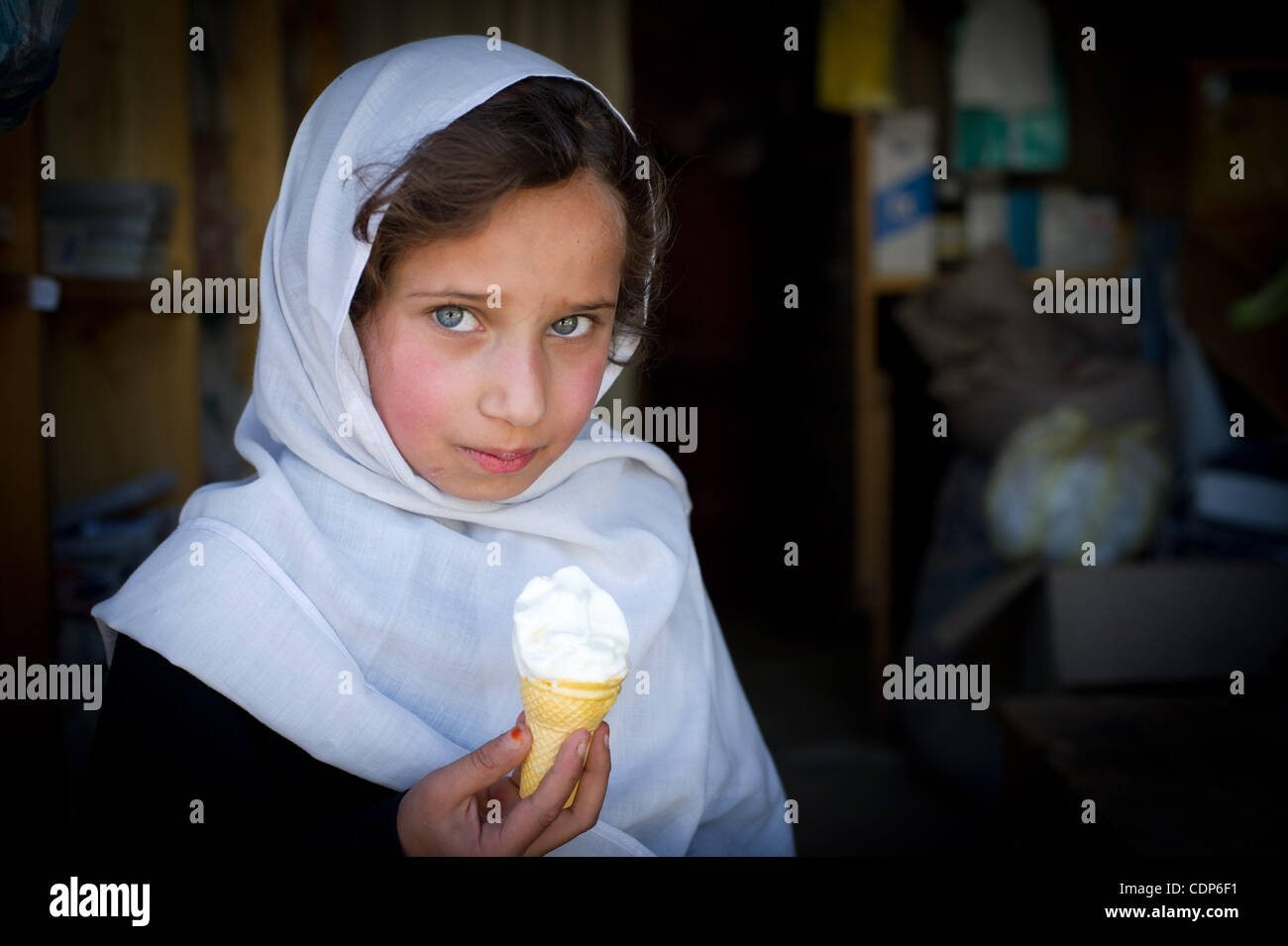An Afghan girl in Istalif, Afghanstan Stock Photo - Alamy