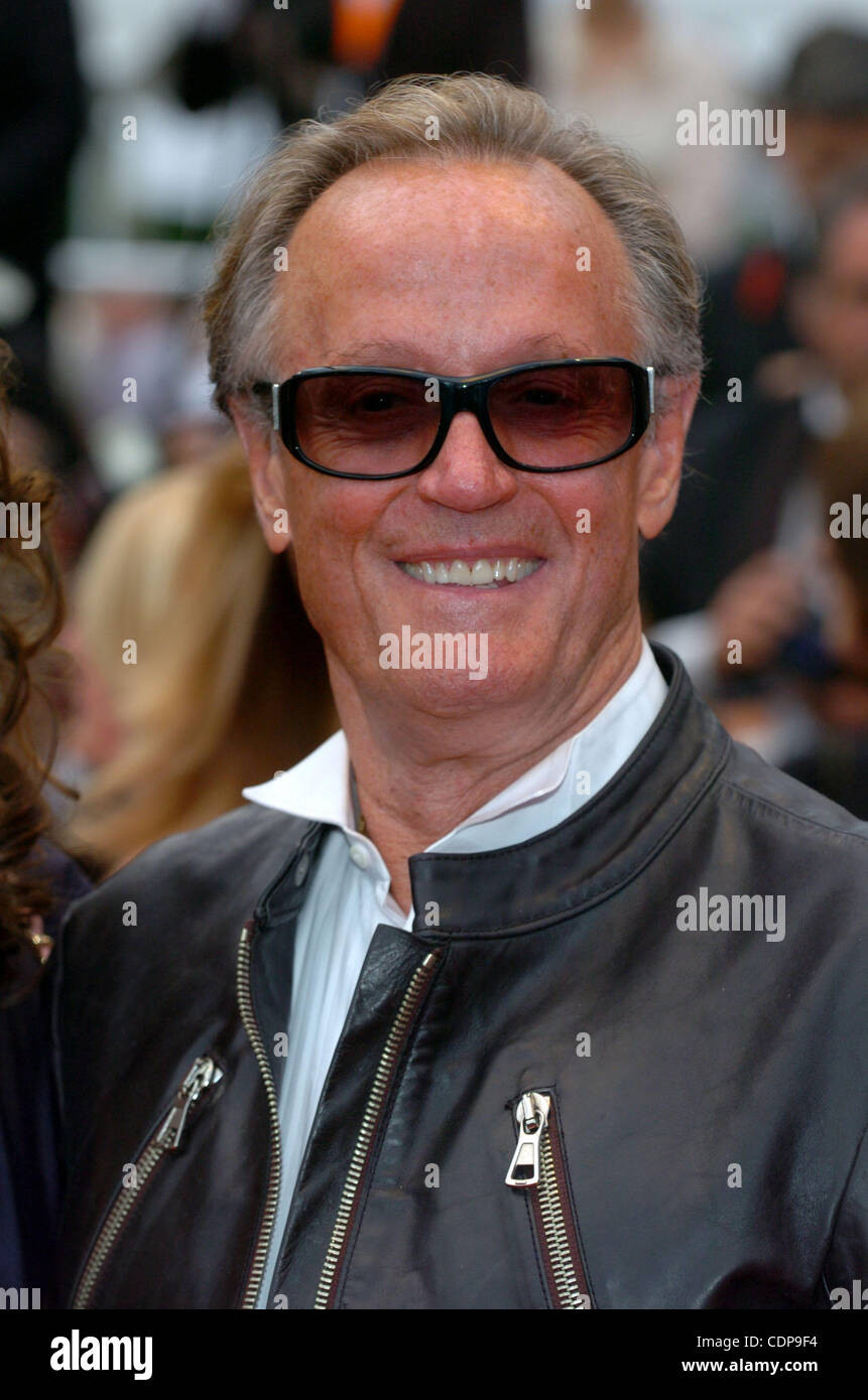 actor Peter Fonda attend the "La Conquete" Premiere during the 64th ...